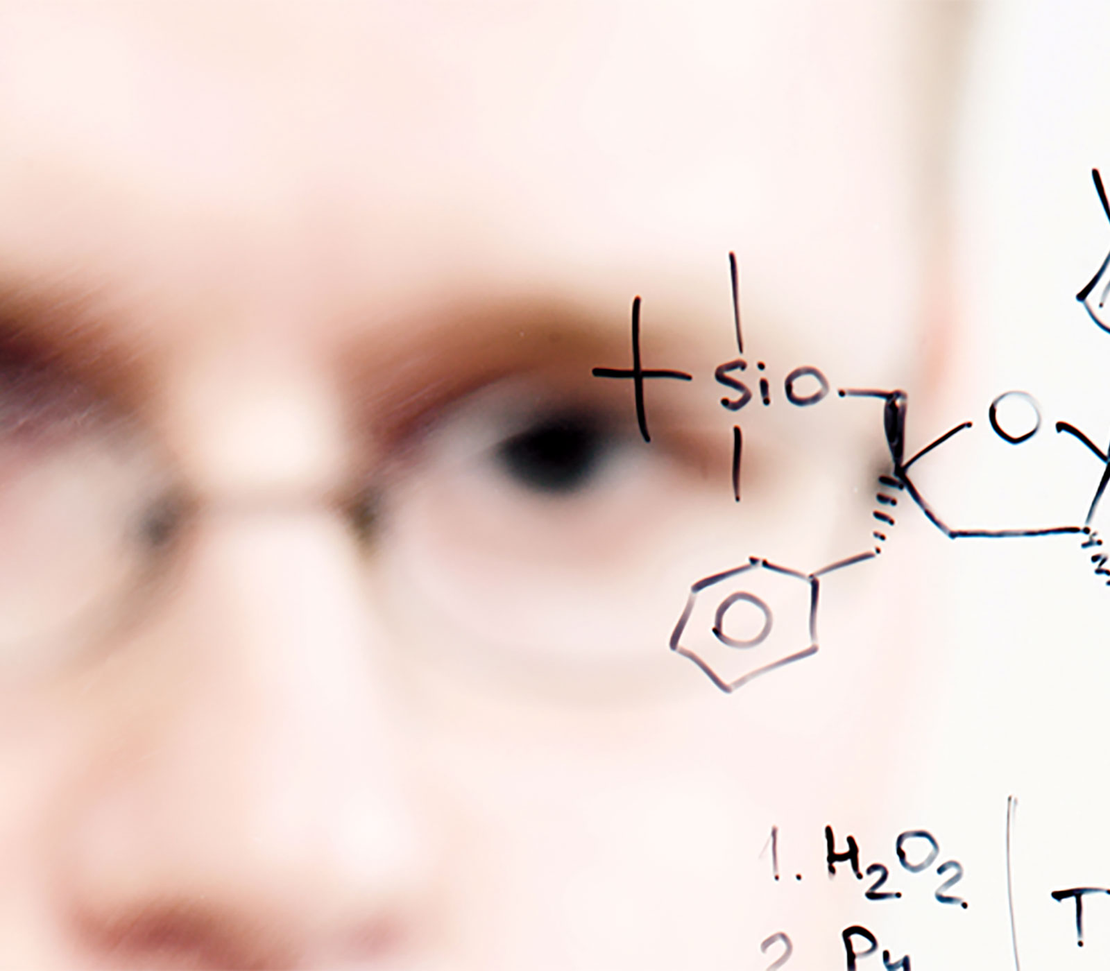 Small Molecule Chemistry - Enzo